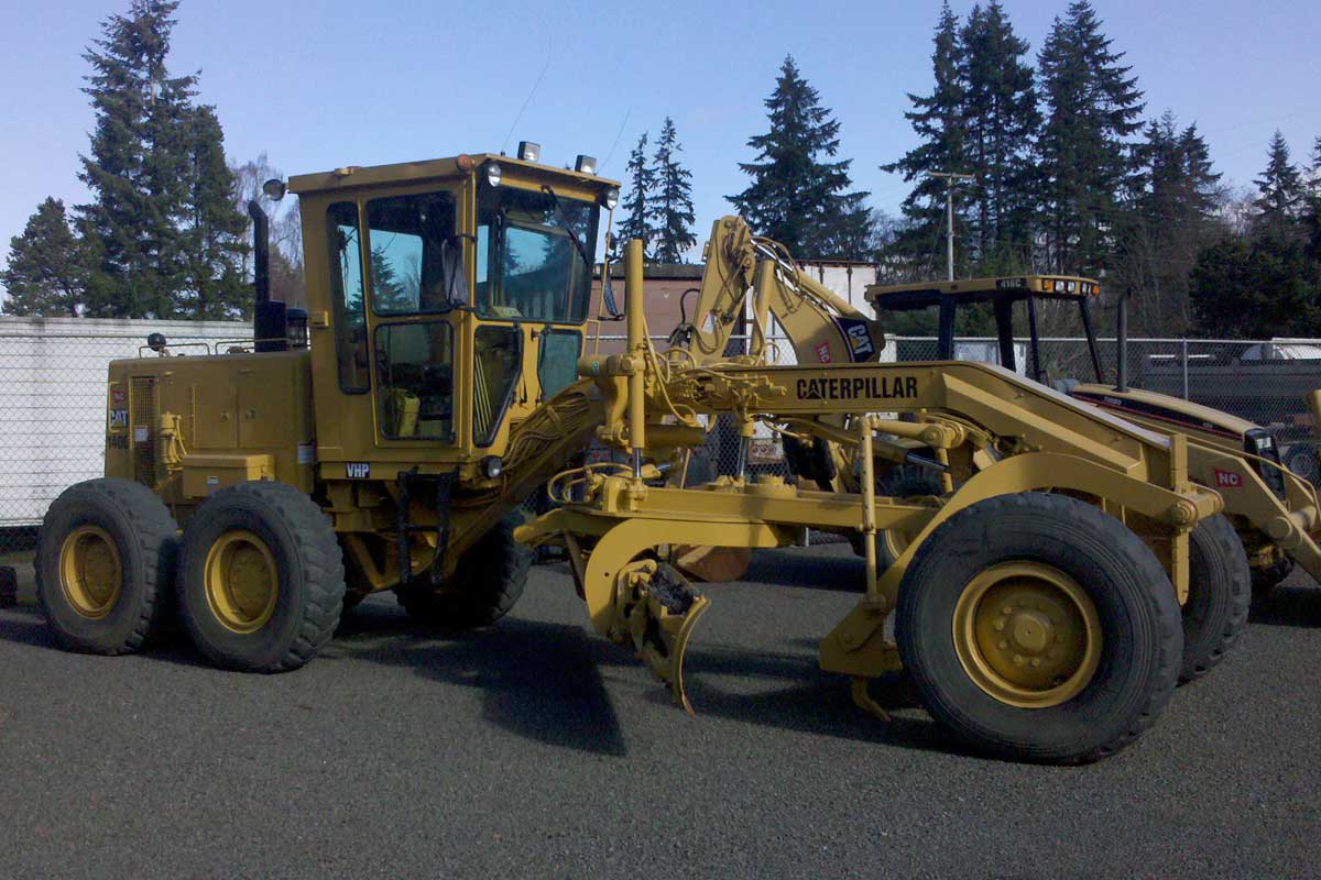 1991 Dresser 870 Road Grader | Heavy Equipment Hunters